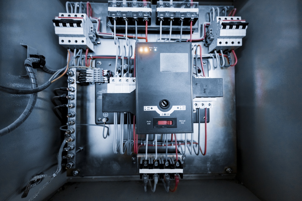 Understanding Three-Phase Power Systems - The Local Electrician