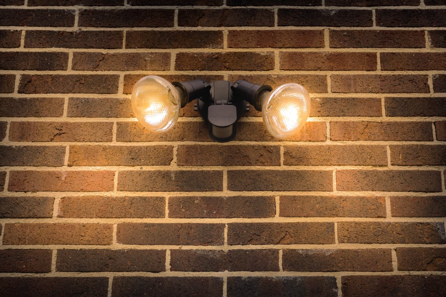 Innovative Outdoor Security Lighting Options in Bellaire - The Local ...